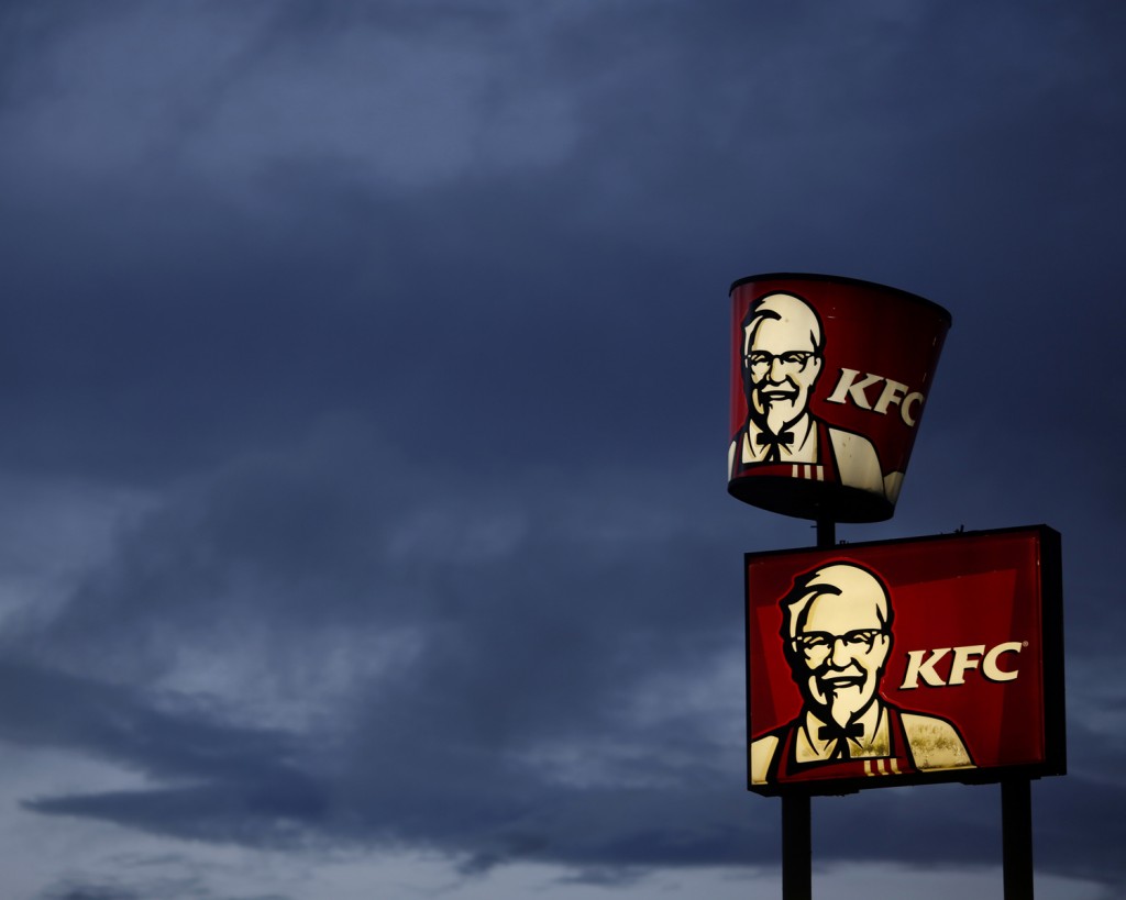 KFC, Walmart Canada latest to commit to plastic use reduction - Moneyweb