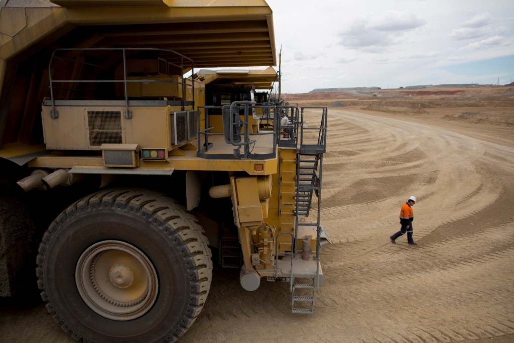 SA chrome and copper production could boost beleaguered mining industry ...