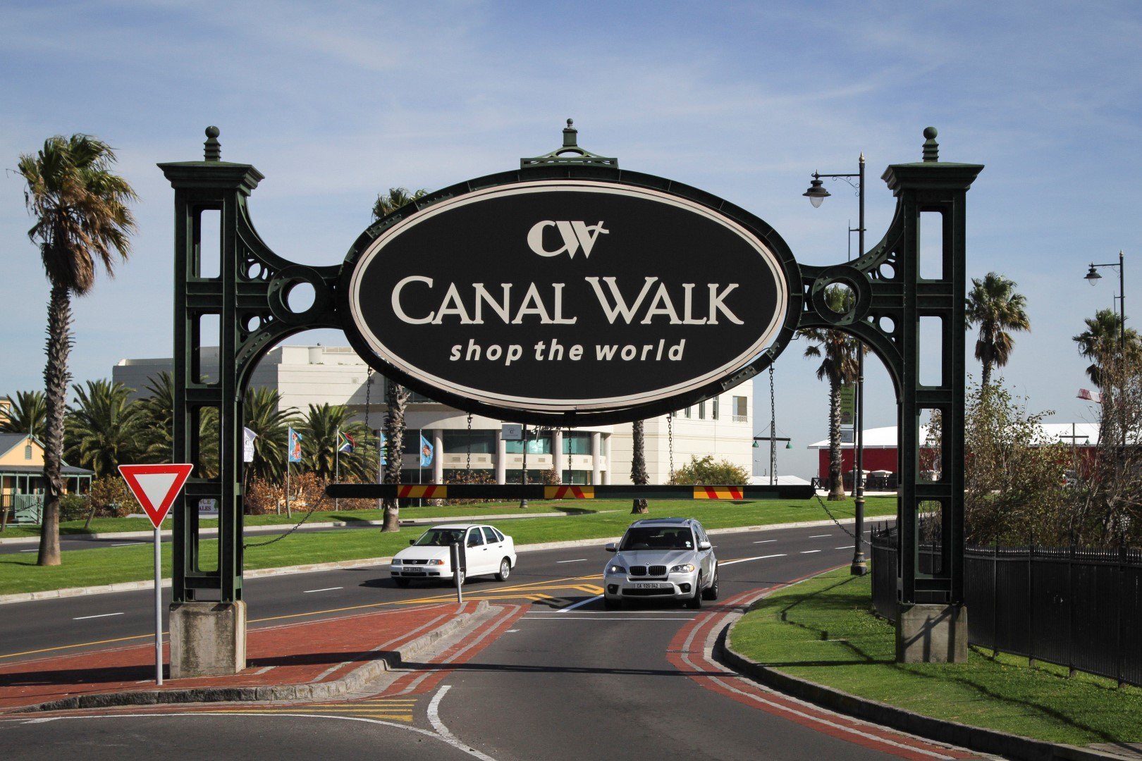 Hyprop dividend hit by up-for-sale Nigerian and Ghanaian assets - Moneyweb