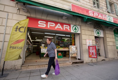 Spar Group plans Swiss expansion as profit dips - Moneyweb