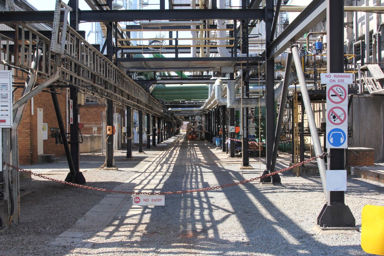 Afrox to process, market helium from SA gas field - Moneyweb