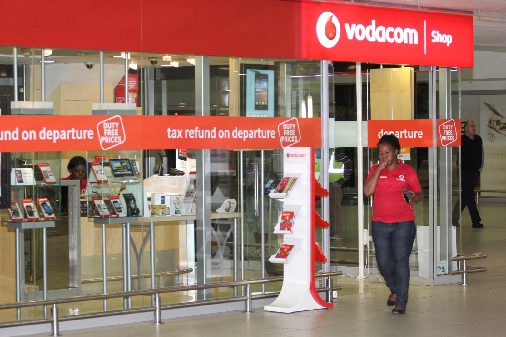 Vodacom customer numbers fall on African regulator scrutiny - Moneyweb