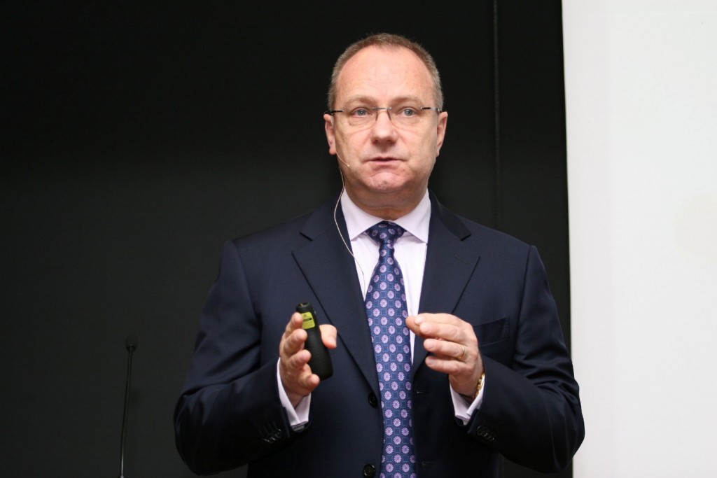 Amplats could face protracted exit from unwanted mines - Moneyweb