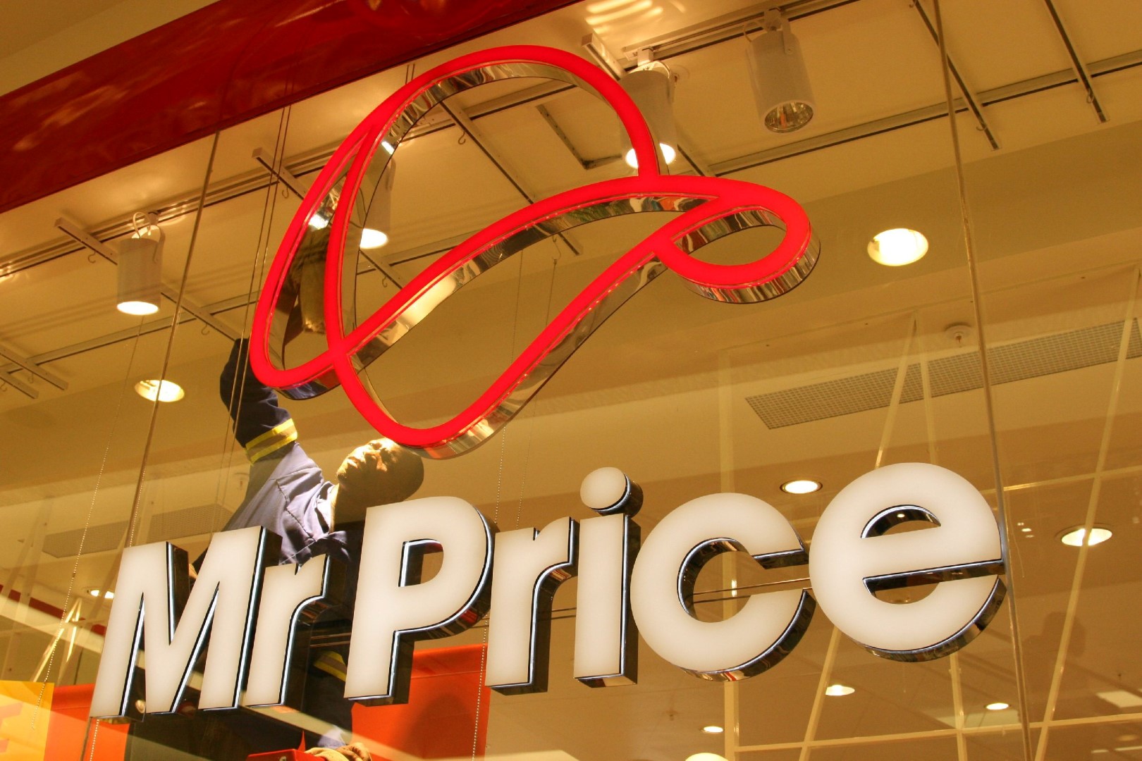 Mr Price profit gains as clothes retailer focuses on cash sales - Moneyweb