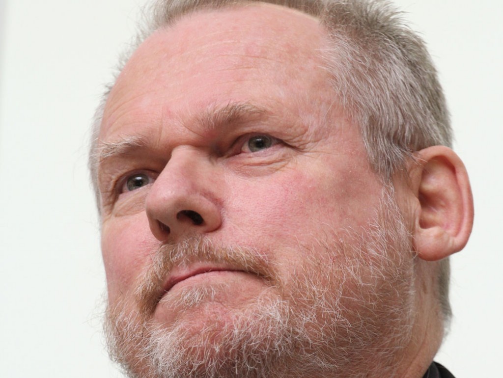 Court takes ex-minister to task over Telkom BEE status - Moneyweb