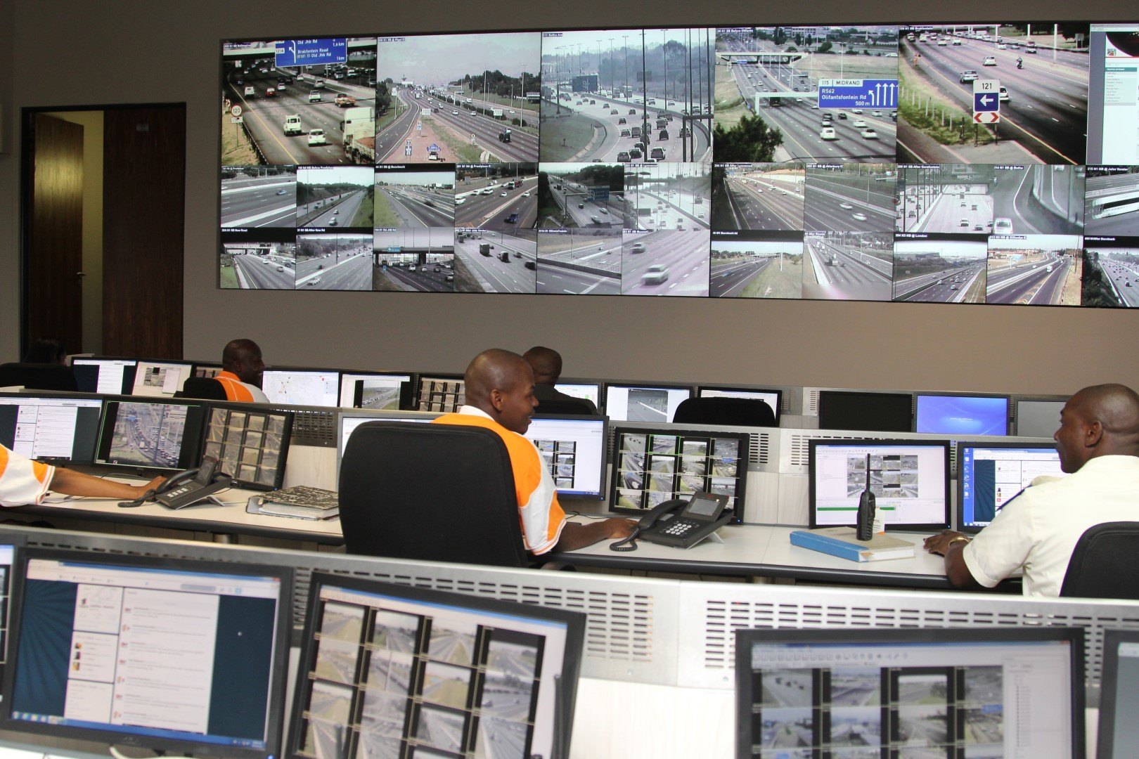 Sanral extends ETC e-toll contract for another three months - Moneyweb