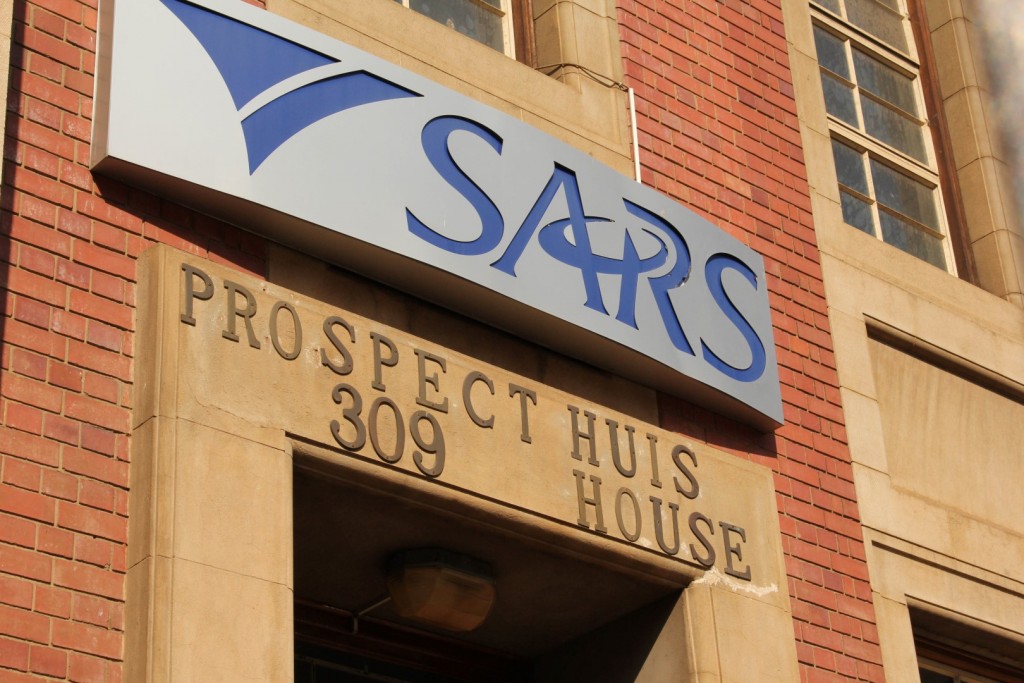 Sars showing its teeth - Moneyweb