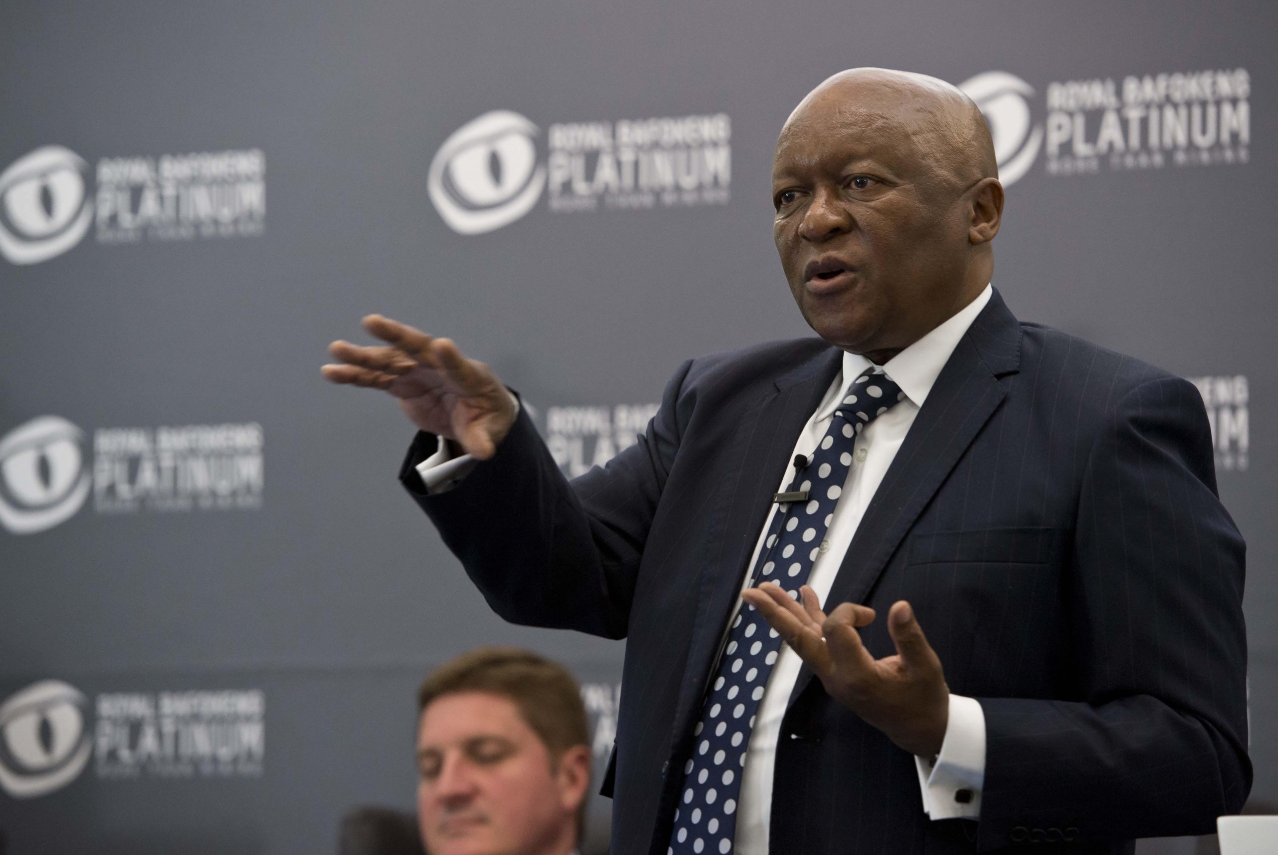 Executive pay: Mining bosses rake in hundreds of millions - Moneyweb