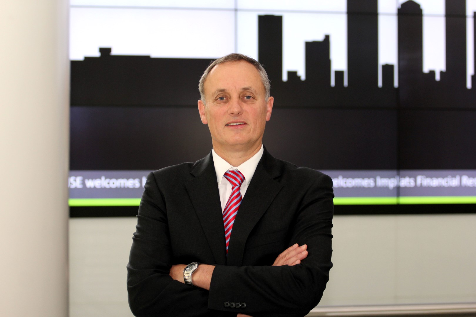 Implats CFO is best-paid official as CEO forgoes bonus - Moneyweb