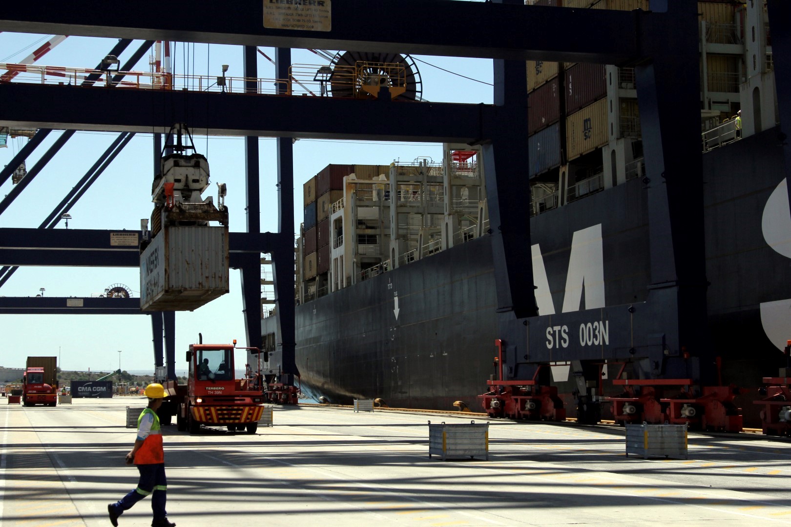 Transnet aims to deliver Ngqura liquid bulk terminal by year-end - Moneyweb