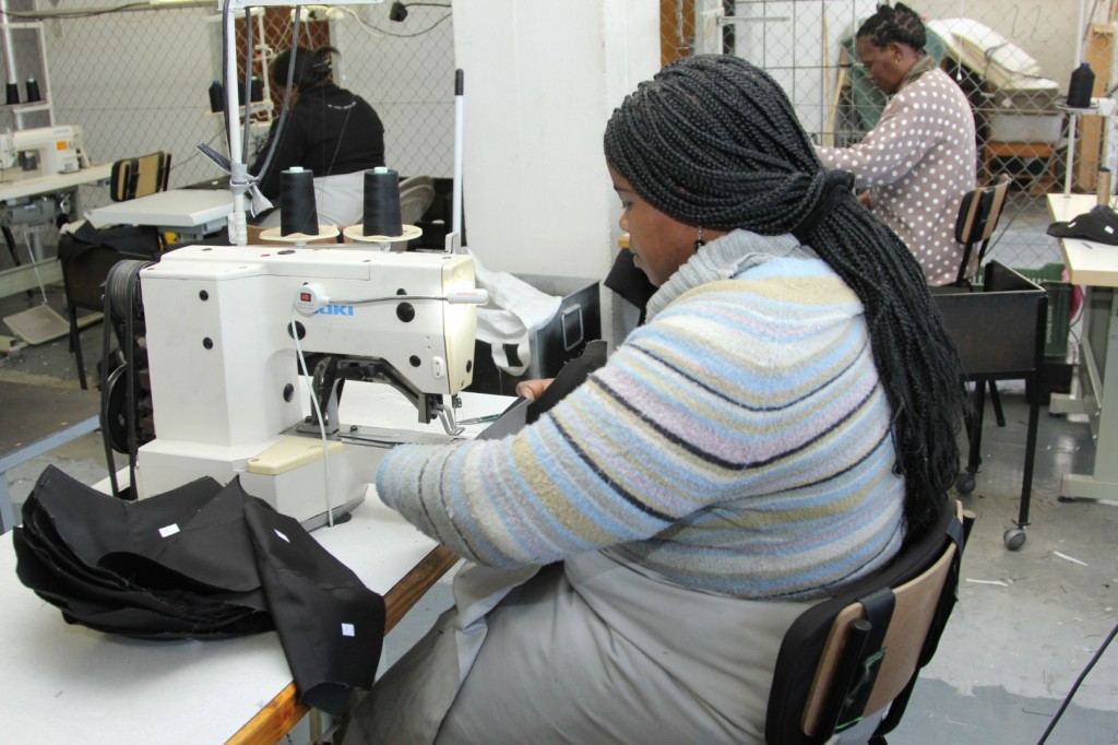 Employed but still poor - Moneyweb