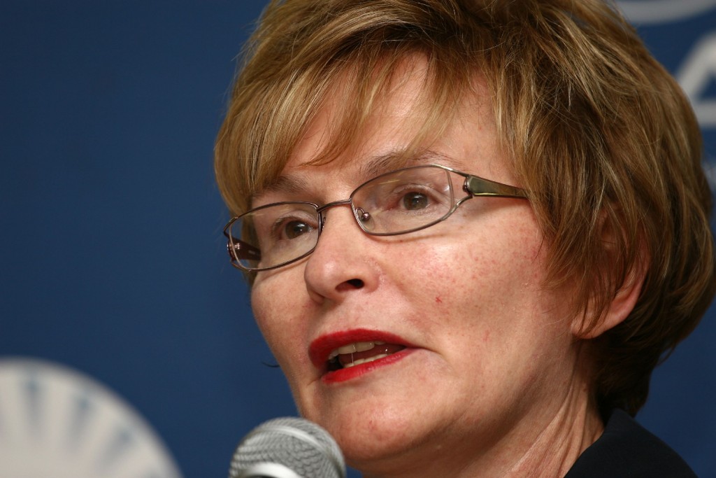 Zille on GNU fight: The DA’s nose is not bloodied - Moneyweb