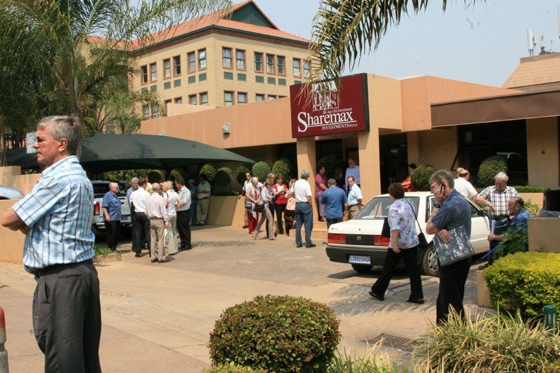 Sharemax rescue vehicle makes a U-turn on payments to investors - Moneyweb