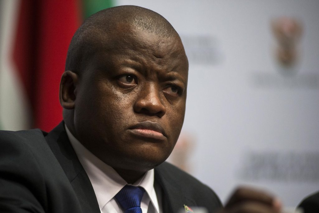 Standard Bank adamant it had no role in rand manipulation case - Moneyweb