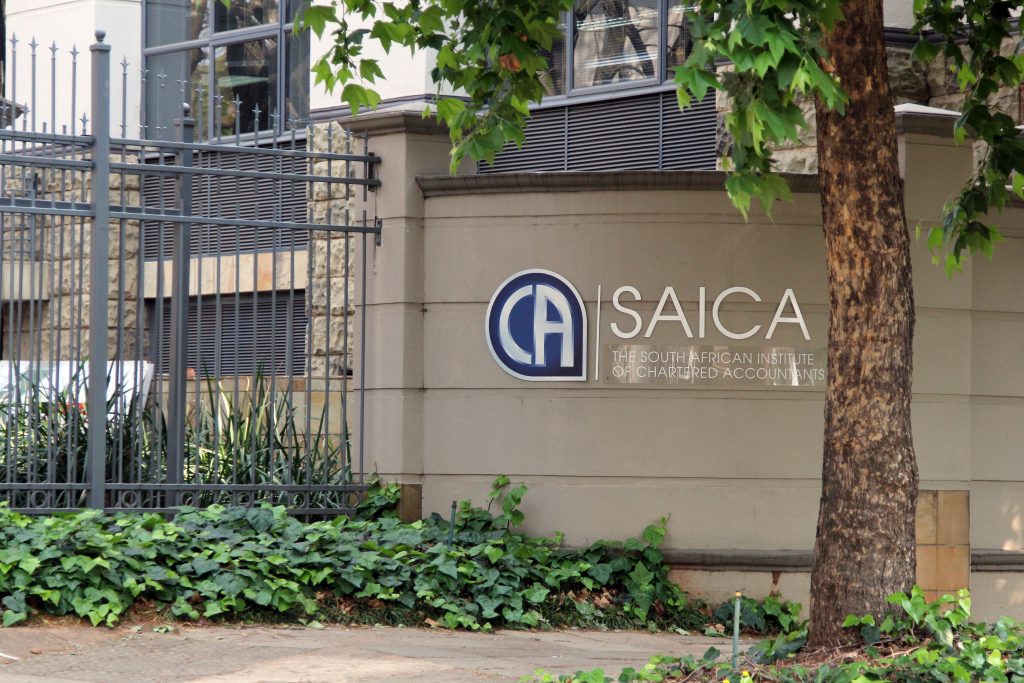 Saica qualifying exam pass rate hits a low - Moneyweb