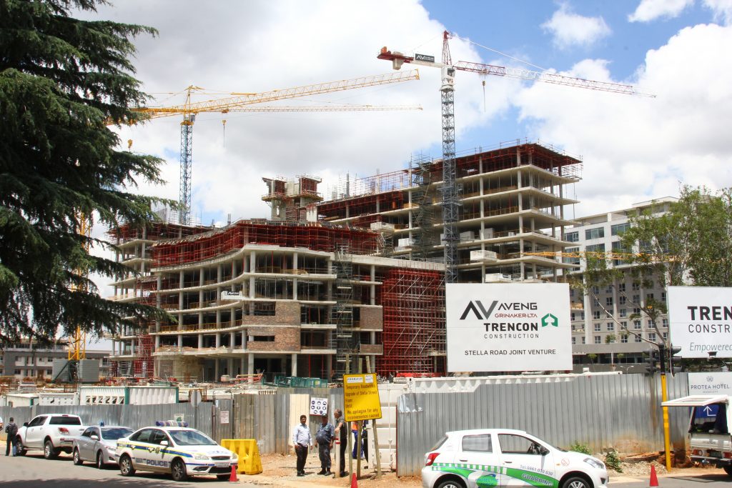 Activities suspended following Sandton construction collapse - Moneyweb