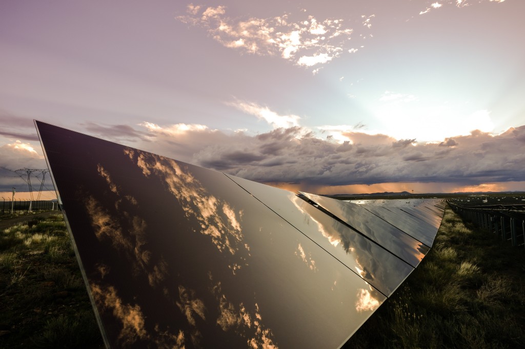 De Aar solar farm set to power 75 000 SA homes - Moneyweb