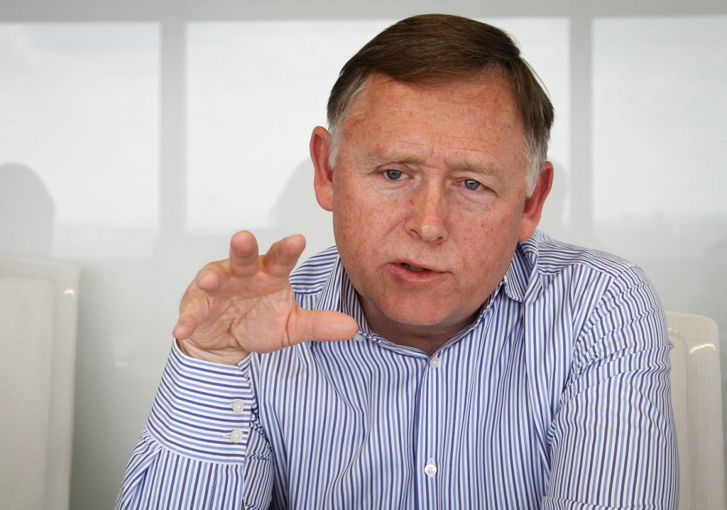 Pick n Pay CEO to retire in April - Moneyweb
