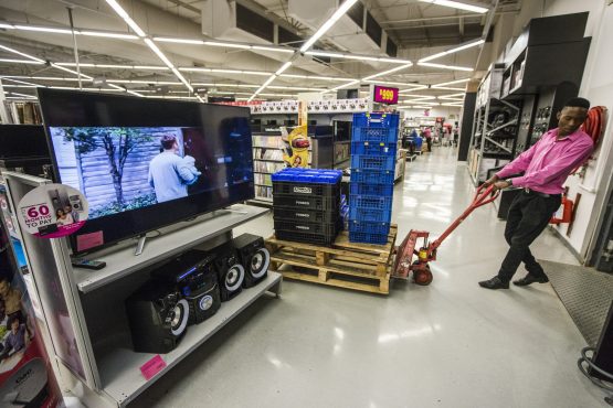 Walmart sends veteran to fix ailing Massmart business - Moneyweb