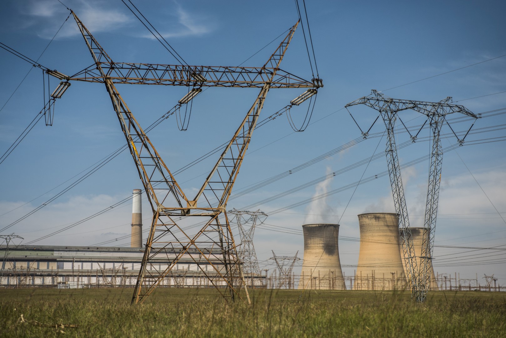 11 power station units out of action due to Eskom financial woes - Moneyweb