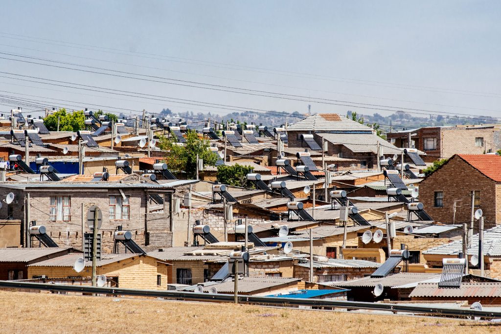 Alexandra squalid and neglected 25 years after the fall of Apartheid ...