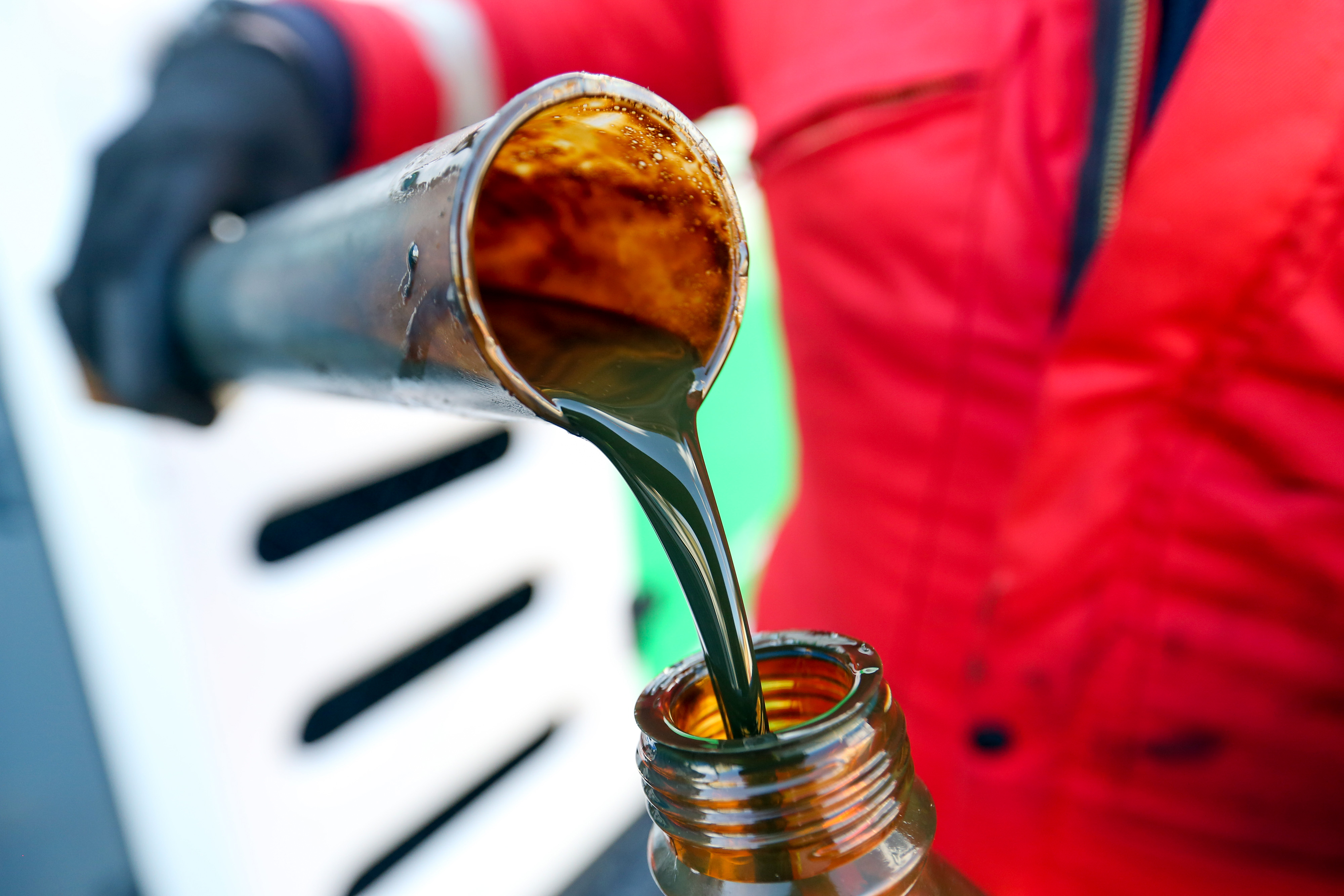 Crude Oil Sample - Moneyweb