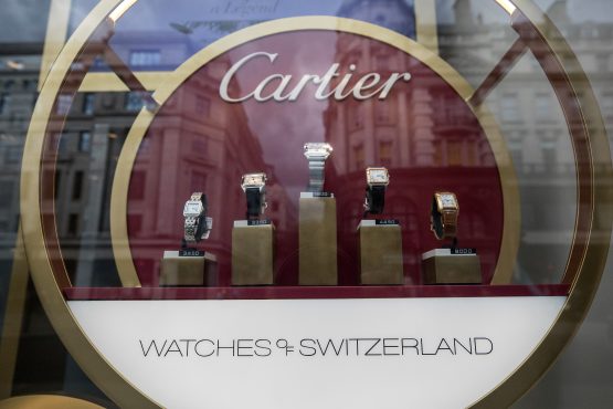 Richemont’s sales jump as wealthy buy jewellery - Moneyweb