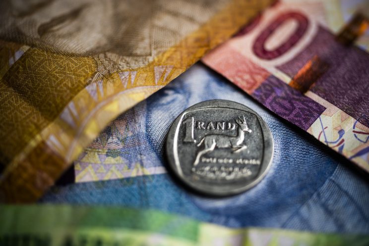 Rand flat as investors await Sarb rate decision - Moneyweb