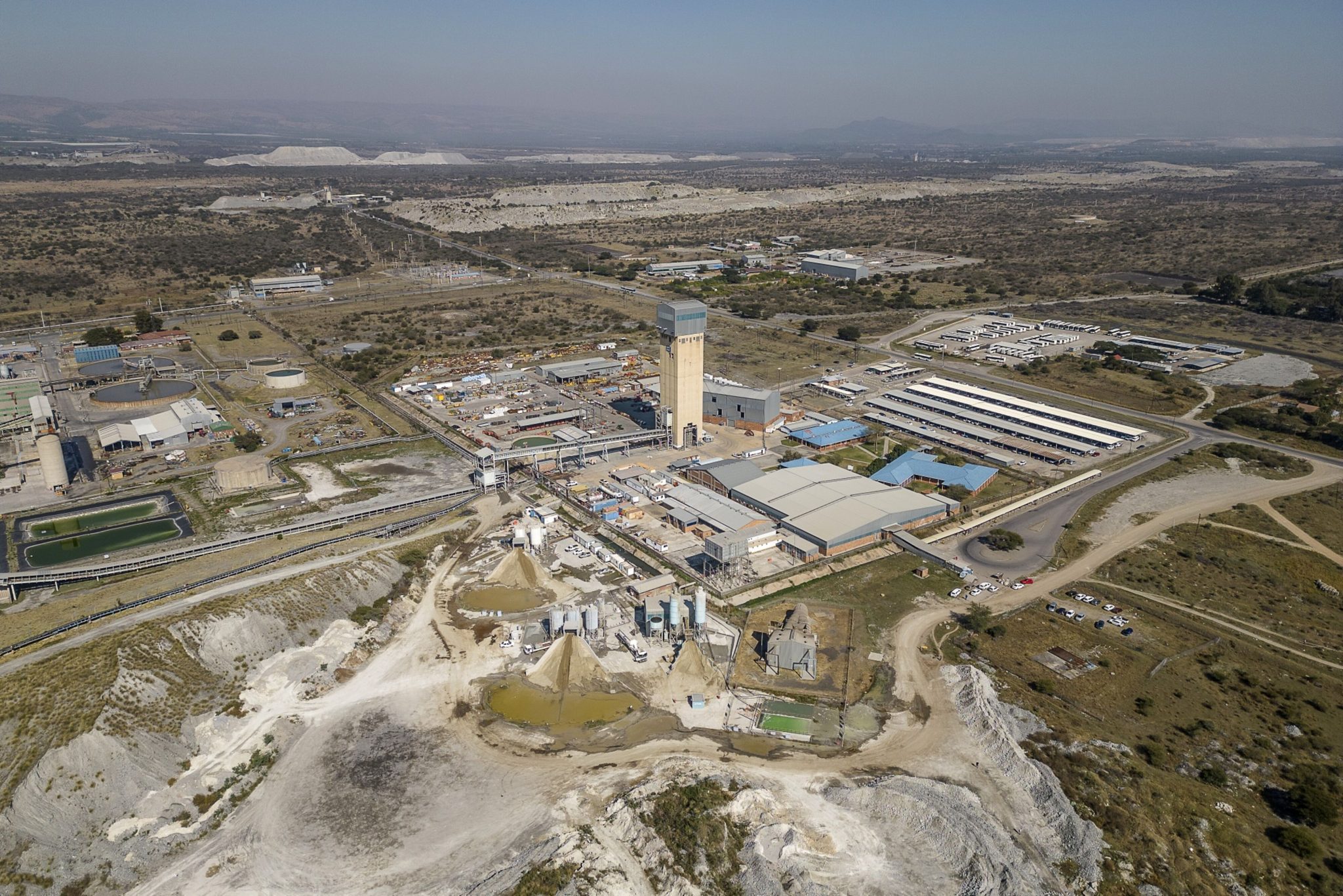 Sibanye CEO warns of platinum mining job losses - Moneyweb