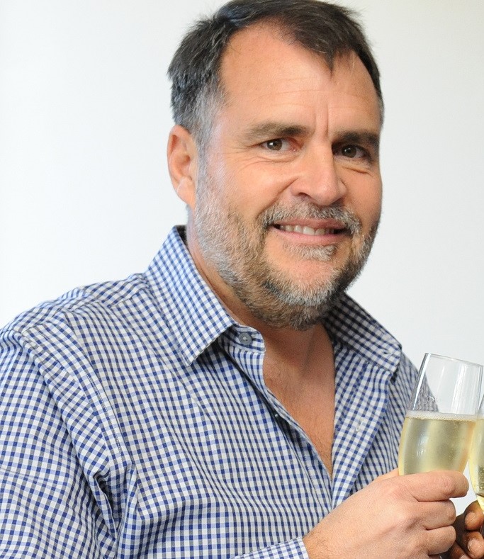 Ryk drink koffie met Louis van der Watt – uitvoerende hoof, Atterbury ...