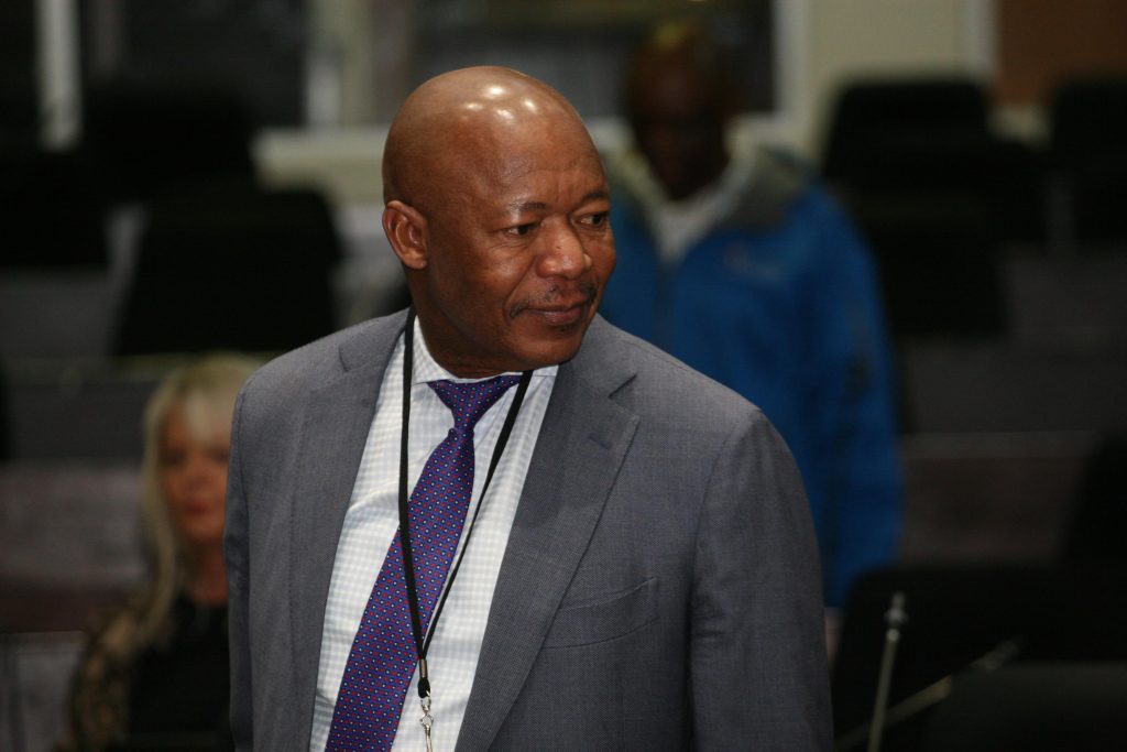 Dan Matjila getuig vir ‘n tweede dag voor die OBK-verhoor - Moneyweb