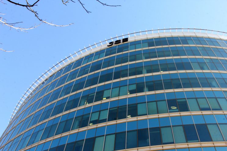 A big five to hunt on the JSE - Moneyweb