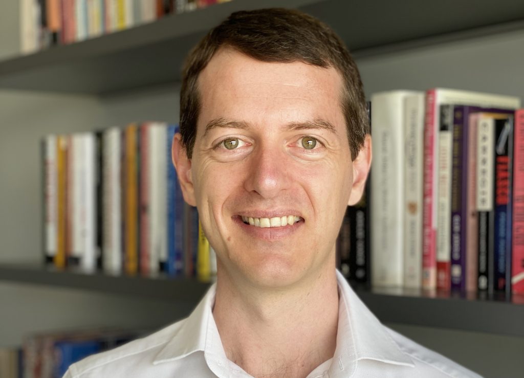 Jean-Pierre Verster kyk na beleggings in 2025 - Moneyweb