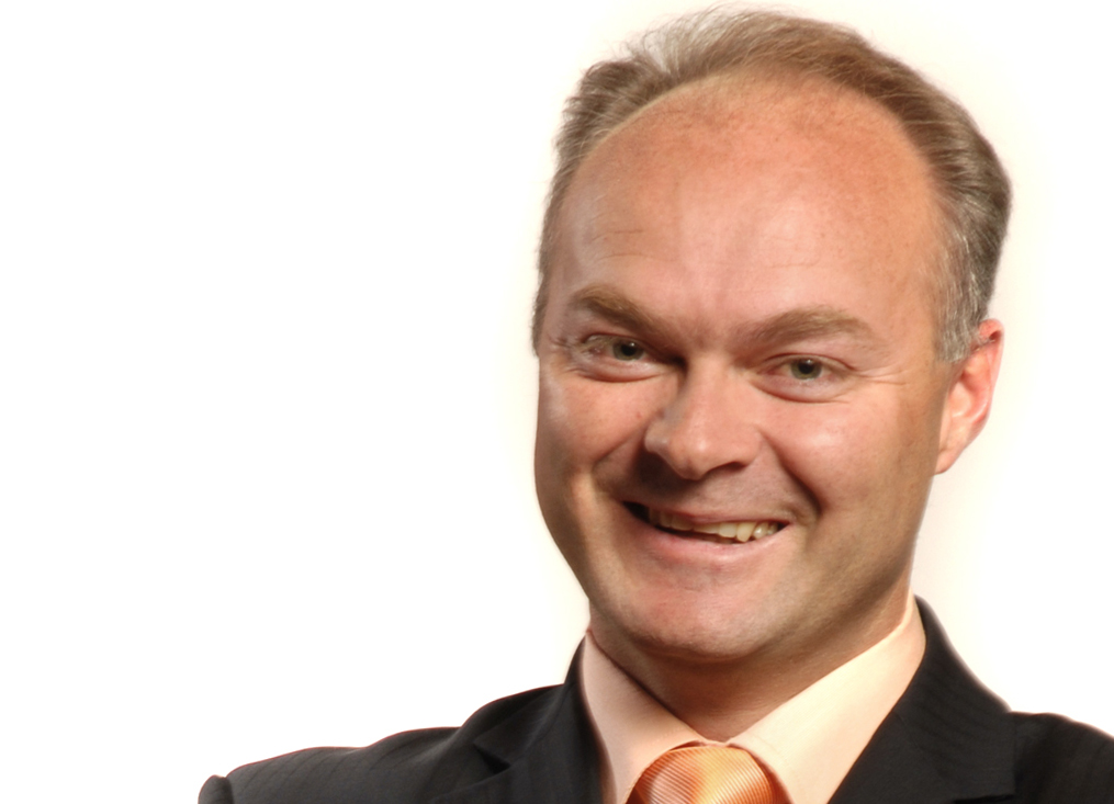 Hoe het Covid-19 die lewensversekeringsbedryf en die verkope van ...