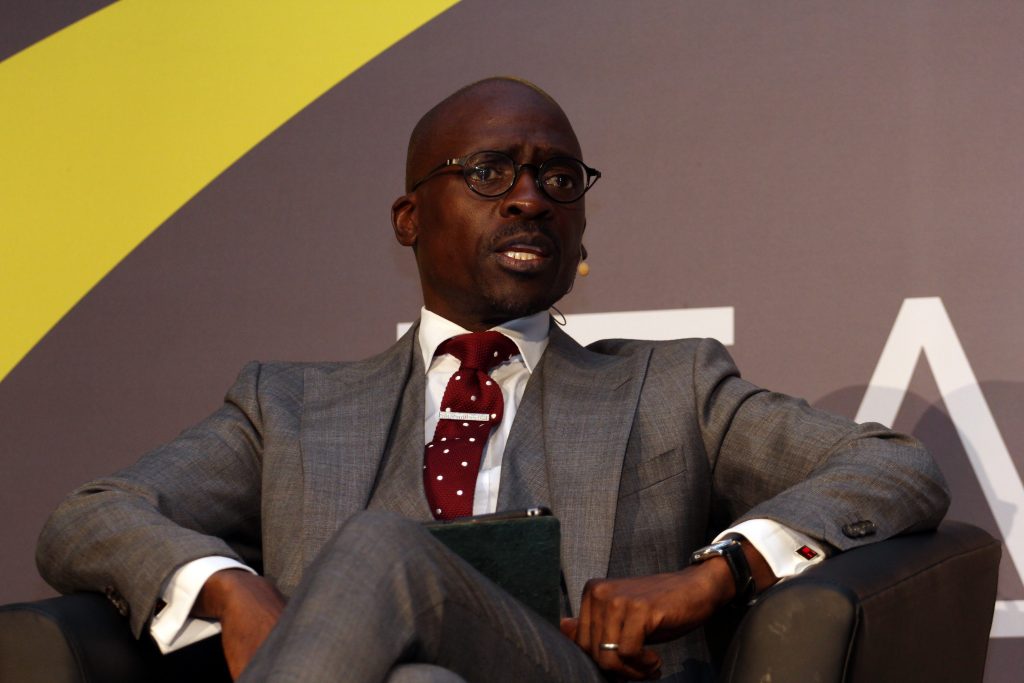 Cosatu wants to meet with Gigaba over PIC - Moneyweb