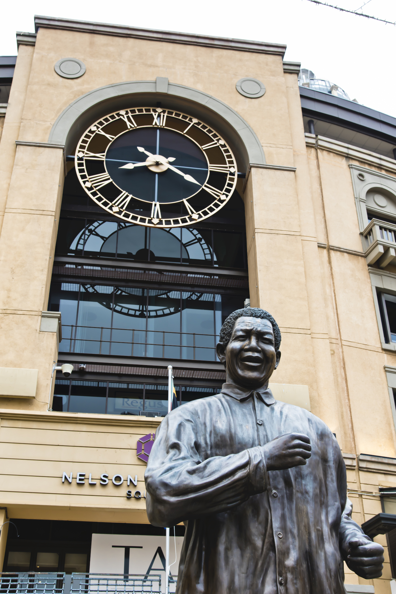 Nelson Mandela Square gets ‘one of the largest tower clocks in Southern ...
