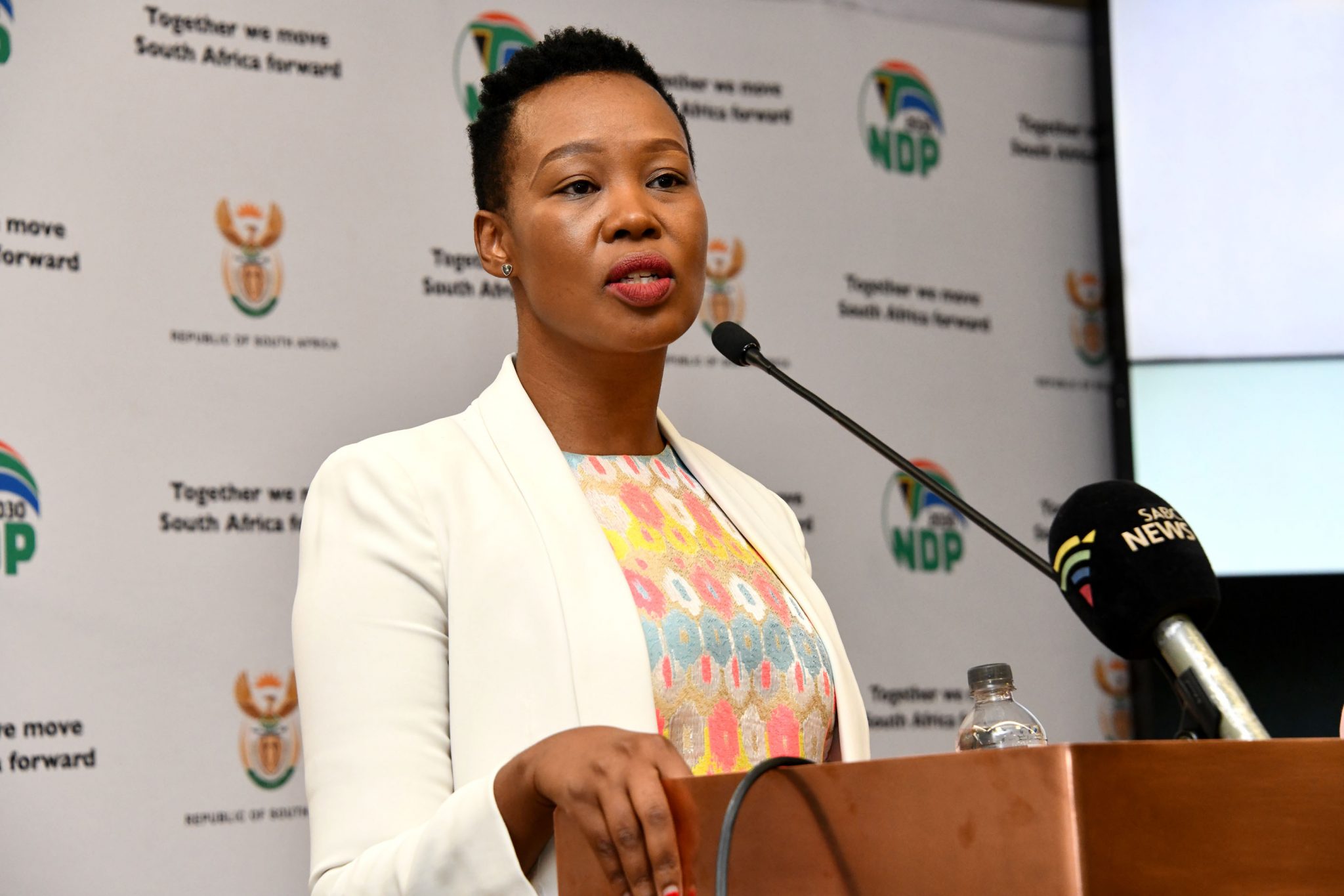 Minister Ndabeni-Abrahams put on special leave - Moneyweb