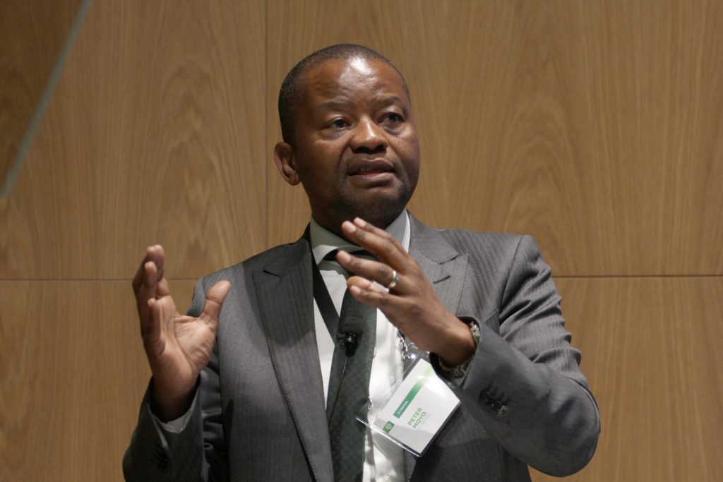 Ex-Old Mutual boss Moyo resigns from Nedbank board - Moneyweb