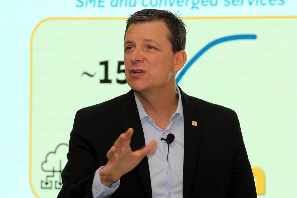 MTN bosses rake in rich rewards - Moneyweb