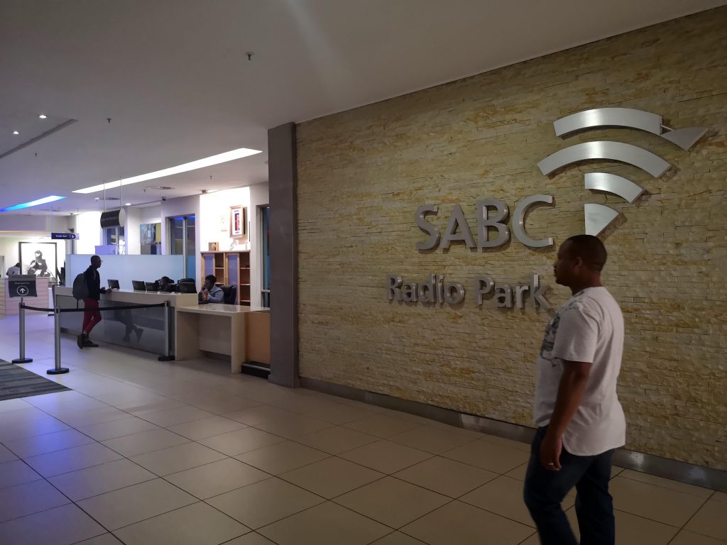 SABC preparing to lay off 600 workers - Moneyweb