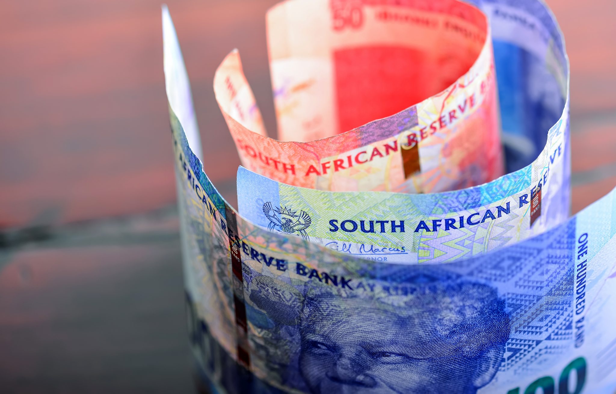 Rand weakens as dollar on front foot - Moneyweb