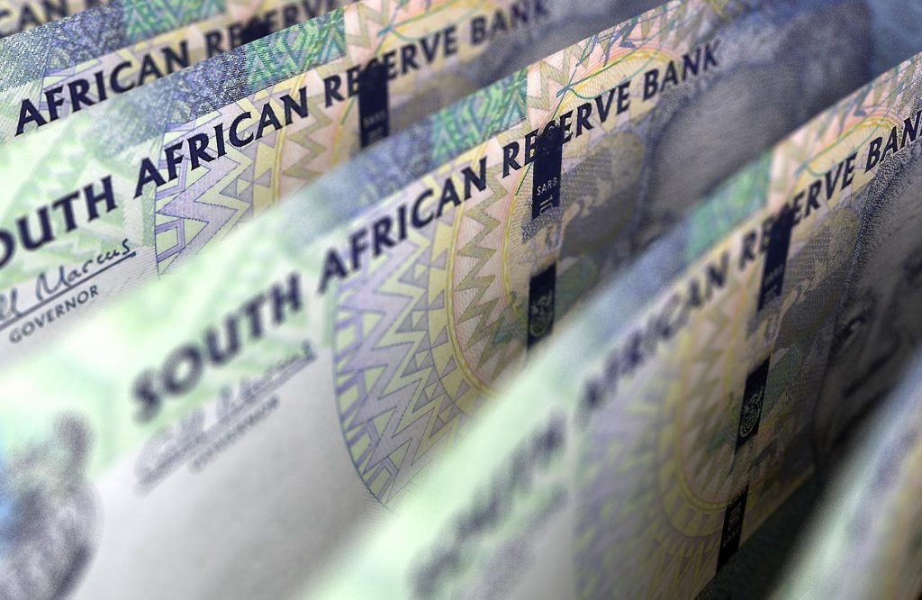 What R100k in SA’s biggest equity funds five years ago is worth today ...
