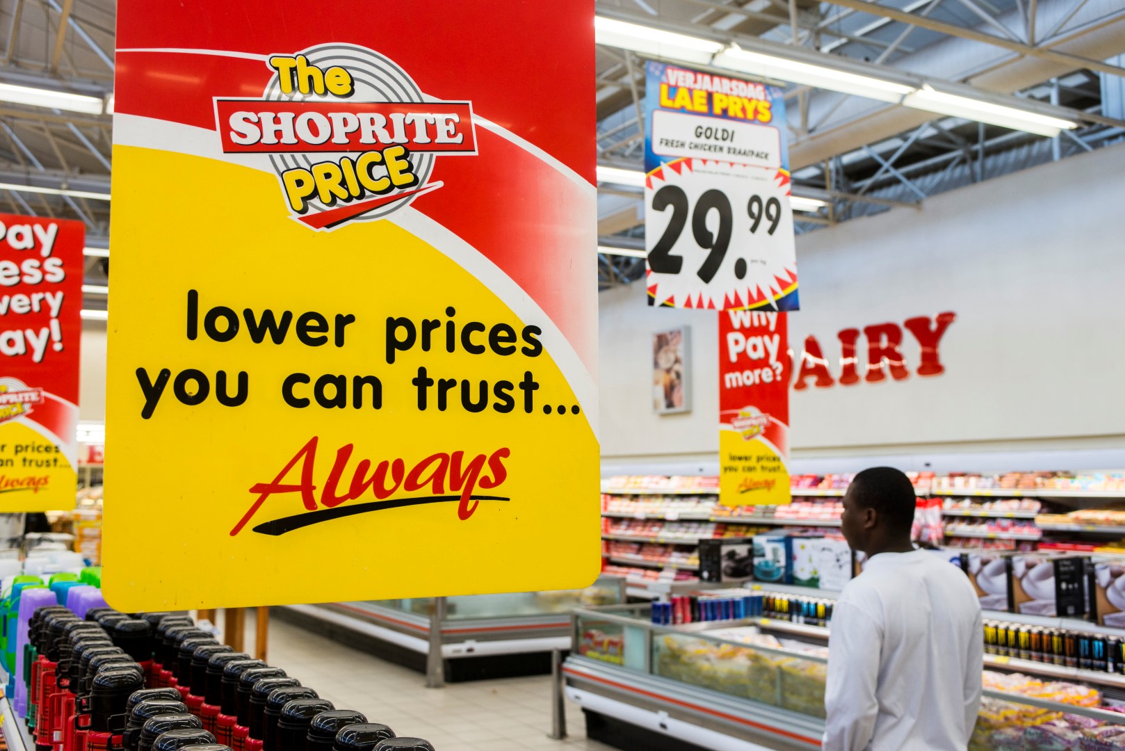 Shoprite shares fall after Steinhoff says could buy controlling stake ...