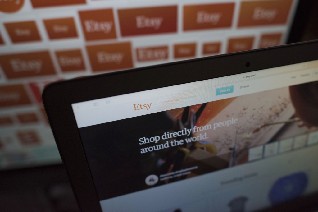 How to convert browsers to buyers - Moneyweb