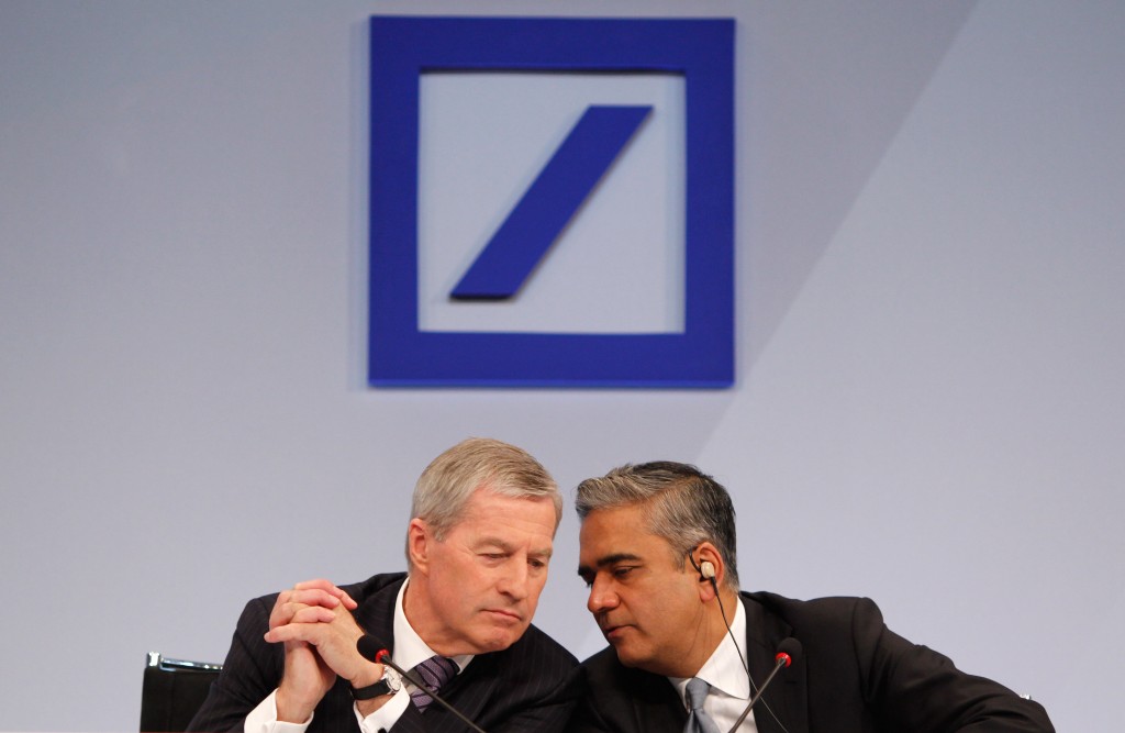How modern CEOs spend their time - Moneyweb
