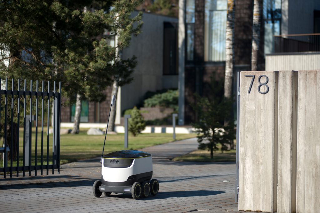 Robots in London now deliver the weekly shop - Moneyweb