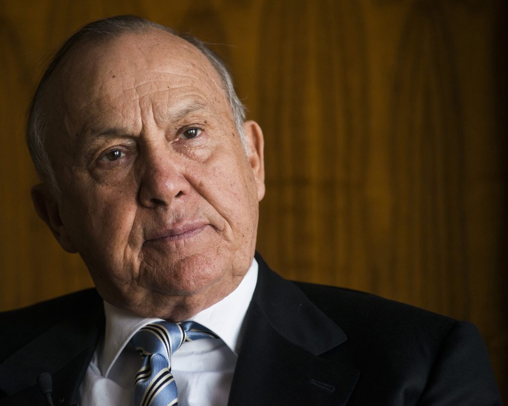 Steinhoff: Is the entire board tainted? - Moneyweb