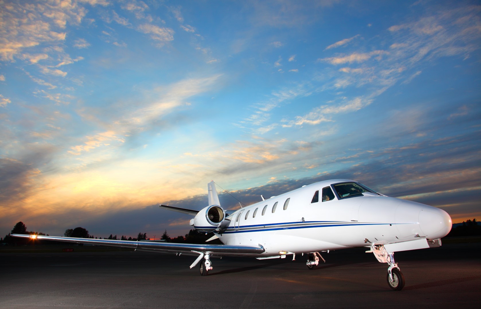 Private-jet glut spurs ‘insane’ bargains for aspiring buyers - Moneyweb