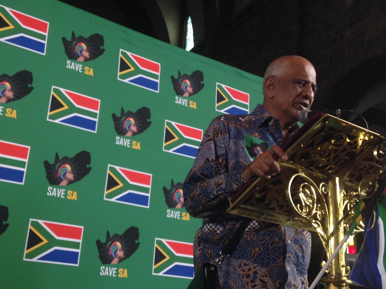 Thousands flock to protests as walls close on Zuma - Moneyweb