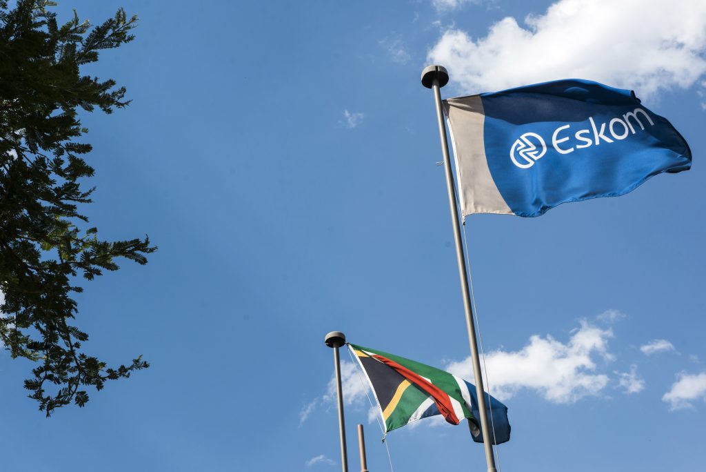 Eskom scrutinises staff numbers, assets in cost-structure revamp - Moneyweb